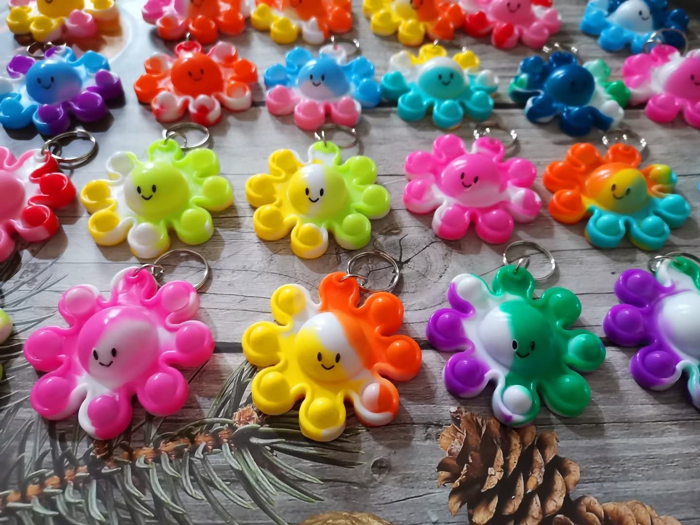 Roaqua 30 Packs Bulk Octopus Backpack Keychain Mini pop Fidget for Students Gifts and Octopus Christmas Party Favors,Students Bubble Prize