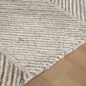 Signature Design by Ashley Leaford Hand Tufted Chevron 7'8" x 10' Area Rug, 6mm Pile, Taupe