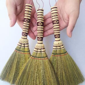 Small Corn Wisk Brush Broom 11 Inch Indoor Heavy Duty Multi Surface Hard & Soft Floor Home Office Cleaning Tool Supplies 100% Handmade for Household Sweeping Indoor Outdoor (staw Soft Broom)