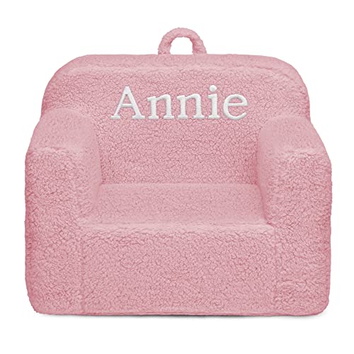 Delta Children Cozee Sherpa Chair – Customize with Name – Foam Kids Chair for Ages 18 Months and Up, Pink