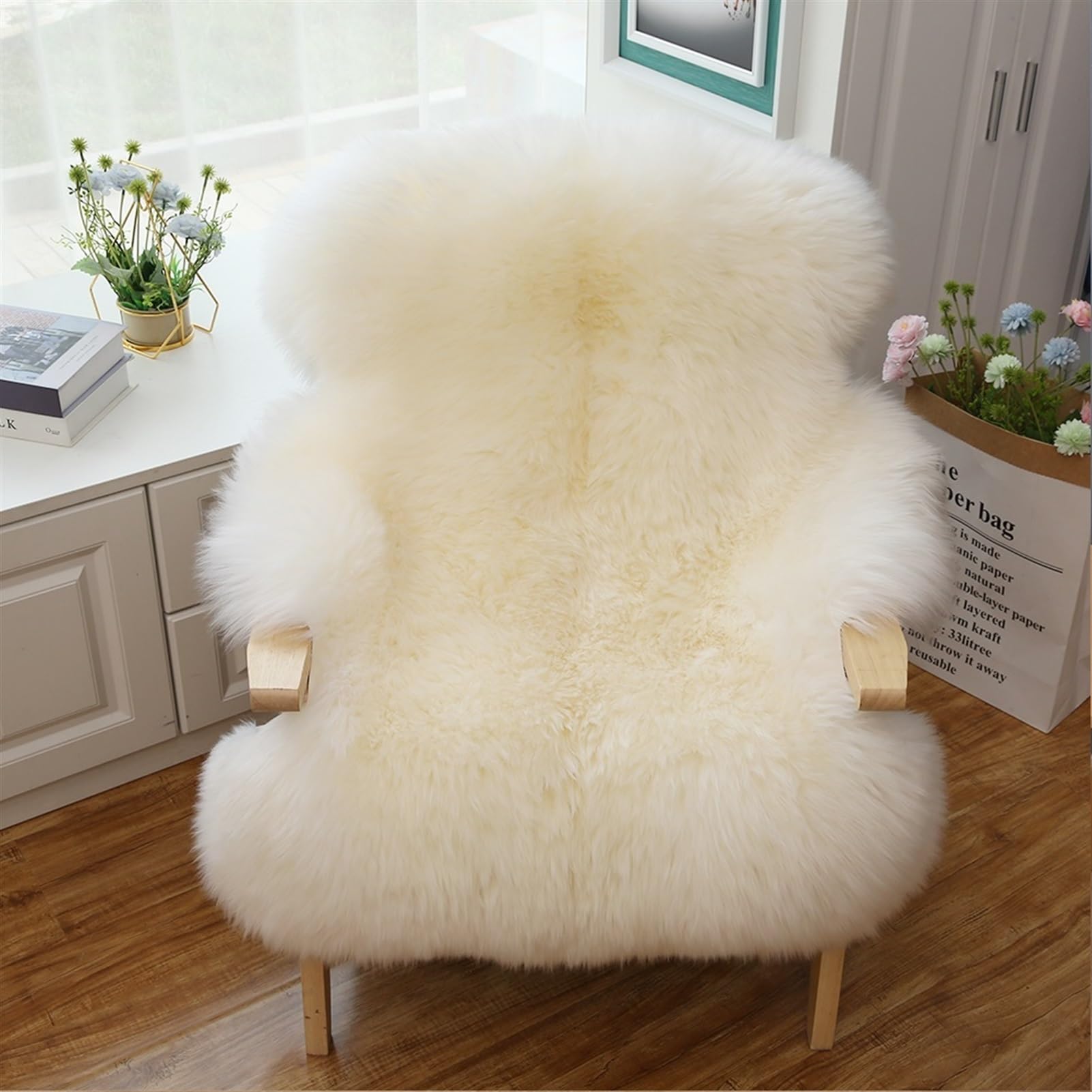 Altlue Real Genuine Sheepskin Rug Natural Fur Rug Sheep Skin Rug Full Sheepskin Rugs Authentic Sheepskin Throw Sheepskin Seat Covers for Chairs Sheepskin Seat Pad Cushion White (2.3X3.28 ft)