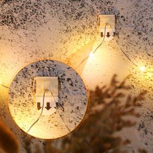 Jetec 200 Pieces Command Mini Light Clips Clear Traceless Clips Christmas Wall Hanging Clips Decorating Hook Clips with Adhesive Dots for Christmas Home Indoor Outdoor Party Decoration Supplies