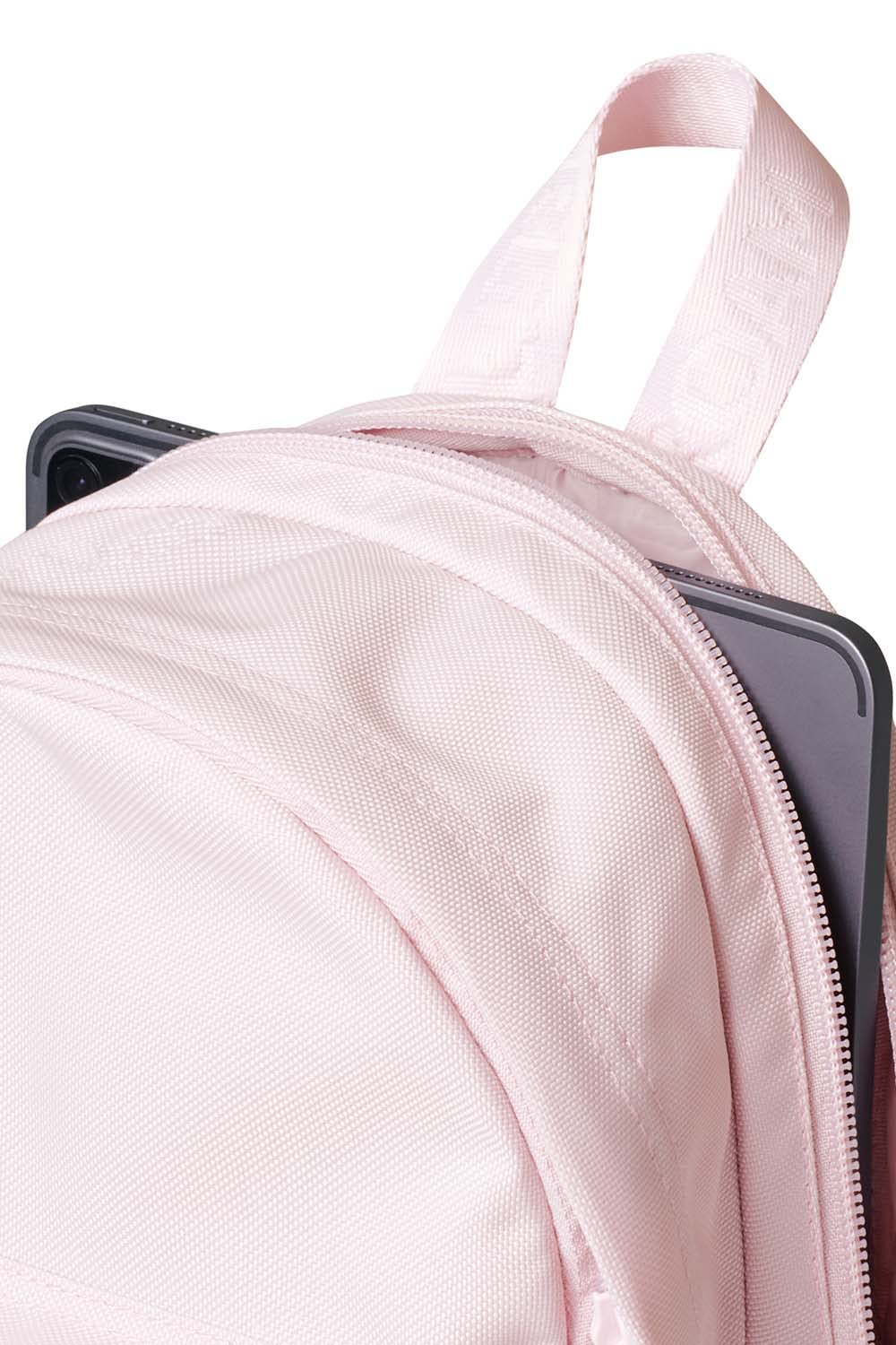 Dare To Roam Maven Daypack - Pearl