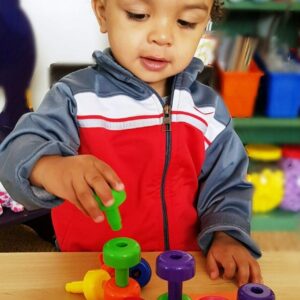 Skoolzy Peg Board Set - Egg Toy