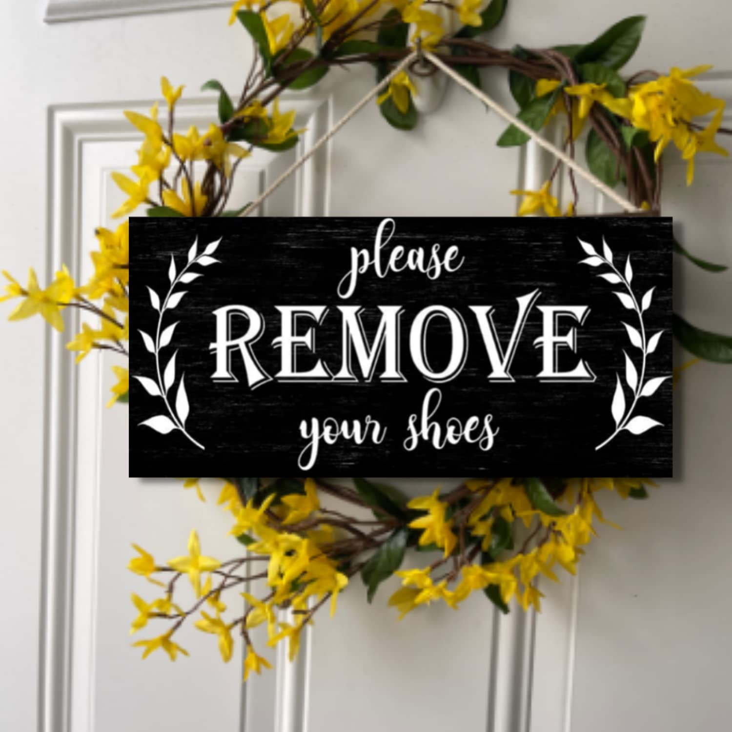 Remove Your Shoes Sign for the Front Door, Wooden Front Door Sign, Small Shoes Off Sign Wall Art Decor, Wood Plaque Wall Hanging (Black, 6" x 12")