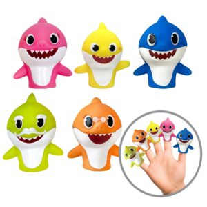 nickelodeon baby shark 5 pc finger puppet set - party favors, educational, bath toys, story time, beach toys, playtime,5 count (pack of 1)