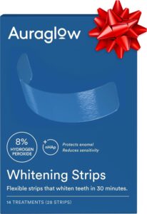 auraglow teeth whitening strips, sensitive whitening strips, 14 whitening treatments, 8% hydrogen peroxide with nano hydroxyapatite (nhap) to reduce sensitivity and protect enamel, 28 strips, mint