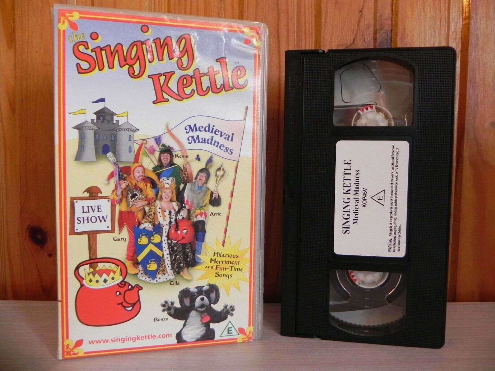 11 Songs - The Singing Kettle - Medievil Madness - Singing Video - Children VHS