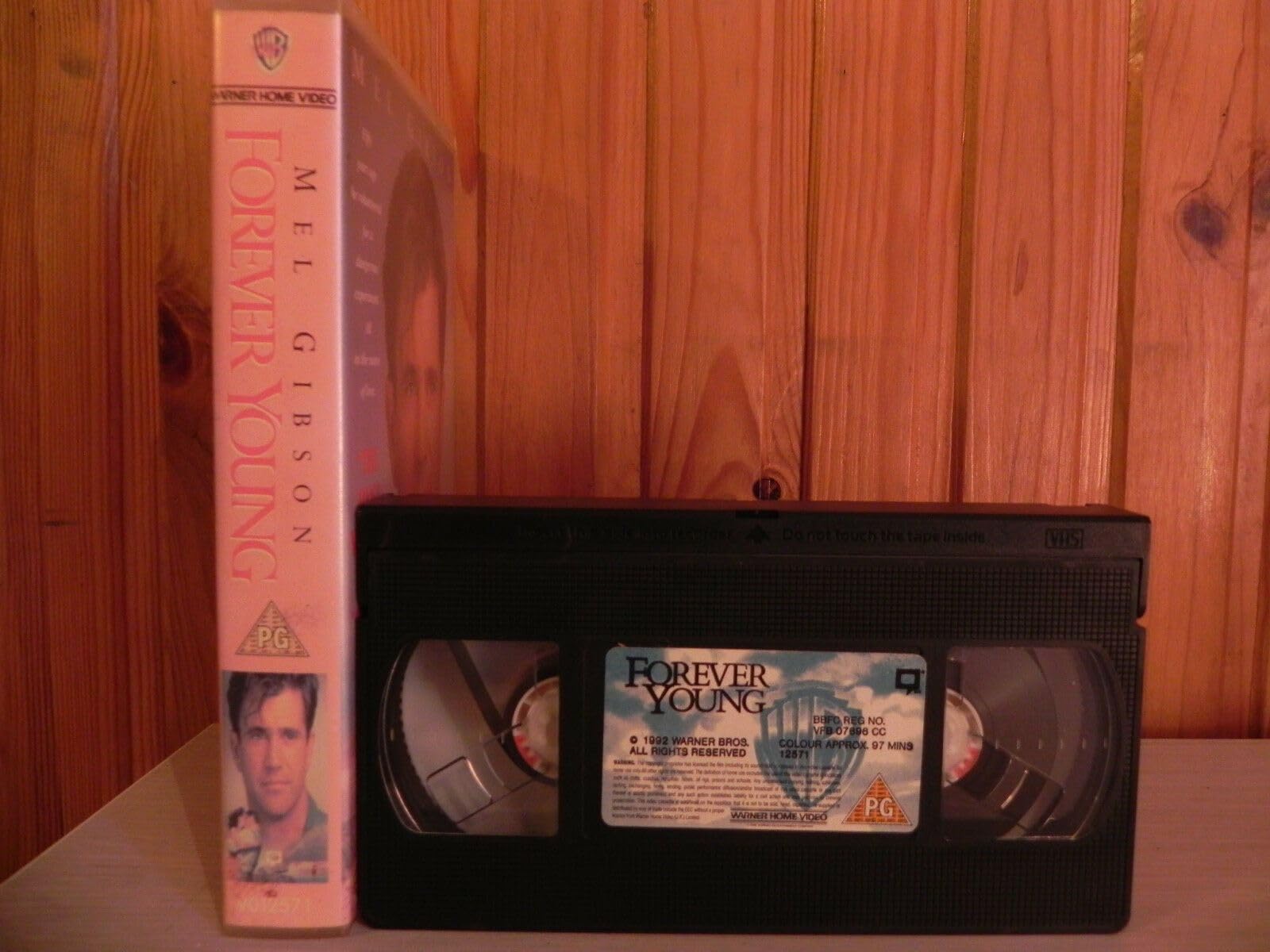 FOREVER YOUNG - Mel Gibson - Cryo Sleep Drama - Big Box - Ex-Rental Video - VHS