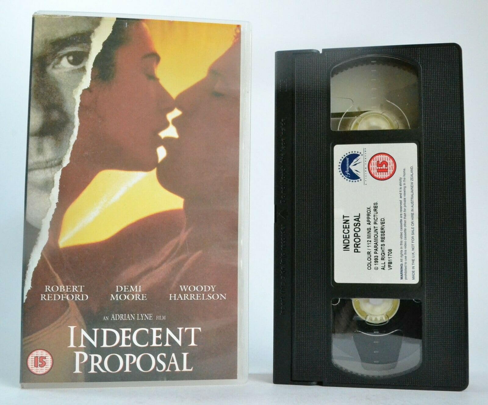 Identity (2003): Psychological Thriller - Large Box - J.Cusack/R.Liotta - VHS