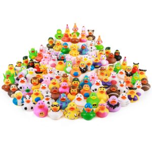 XY-WQ 100 Pack Rubber Duck for Jeeps Ducking - 2.3 Inch Bulk Floater Duck for Kids - Baby Bath Toy Assortment - Party Favors, Birthdays, Bath Time, and More (50 Varieties)