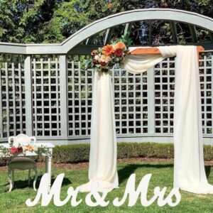 Henzxi Mr & Mrs Sign for Wedding Table, Large Mr and Miss Wooden Letters, Wedding Table Decorations, Anniversary Party Valentine's Day Decor (White)