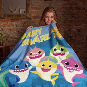 Warm Kids Bedding, Toddlers Boys Girls Flannel, Soft Plush Baby Blanket, Unisex Blanket Throw Fleece Baby Shark 60 X 40 inches, Green, Blue