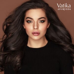 Vatika Ayurveda Volumizing Shampoo - Volumize Fine Hair, Thickening Salon Shampoo Contains Indian Gooseberry (Amla) + Soap Berry (Shikakai) Essential for Hair Volume & Shine, 400ml (For Kapha)