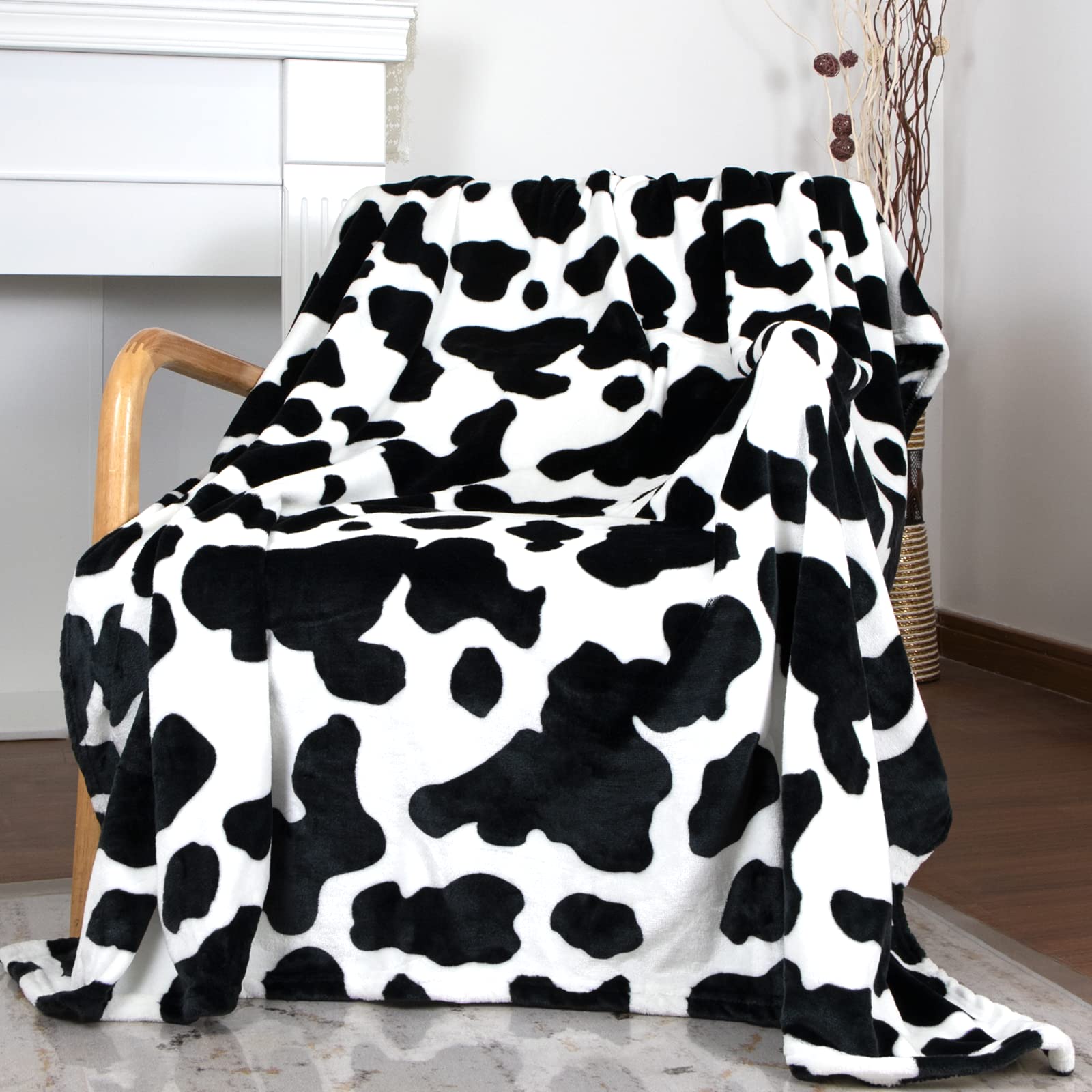 Double Sided Cow Print Blanket Silky Soft Micro Fleece Cow Blanket Baby Seat Couch Sofa Cow Print Blankets and Throws for Unisex Baby Boys Girls Toddler Infant Newborn Cow Print 40x50 in