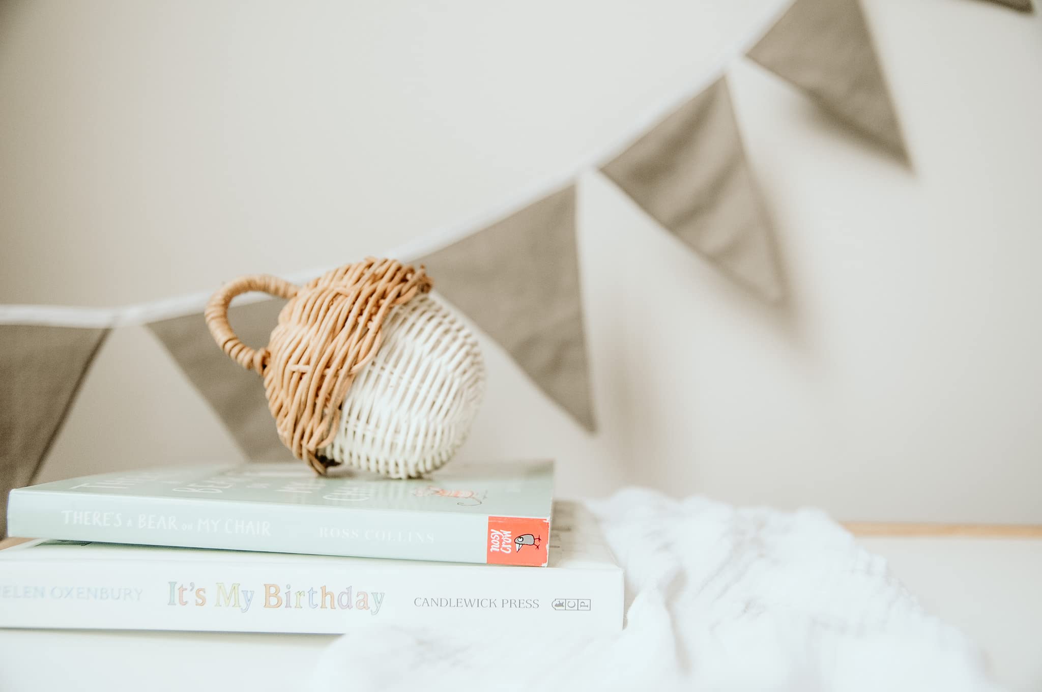 Neka Rattan Rattle | Montessori Handmade Ages 3 Months and Up, Baby Bear Brown, Shaker Rattle (Acorn)