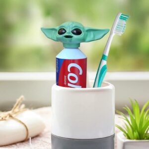 mefaster 2022 the child toothpaste cap dispenser for kids and adults, new baby y-oda toothpaste topper, funny toothpaste squeezer for fans green