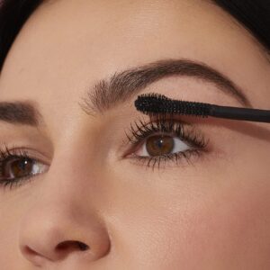 Winky Lux ExtravaLash Mascara, Voluminous Mascara and Lengthening Mascara - Black Mascara Eye Makeup