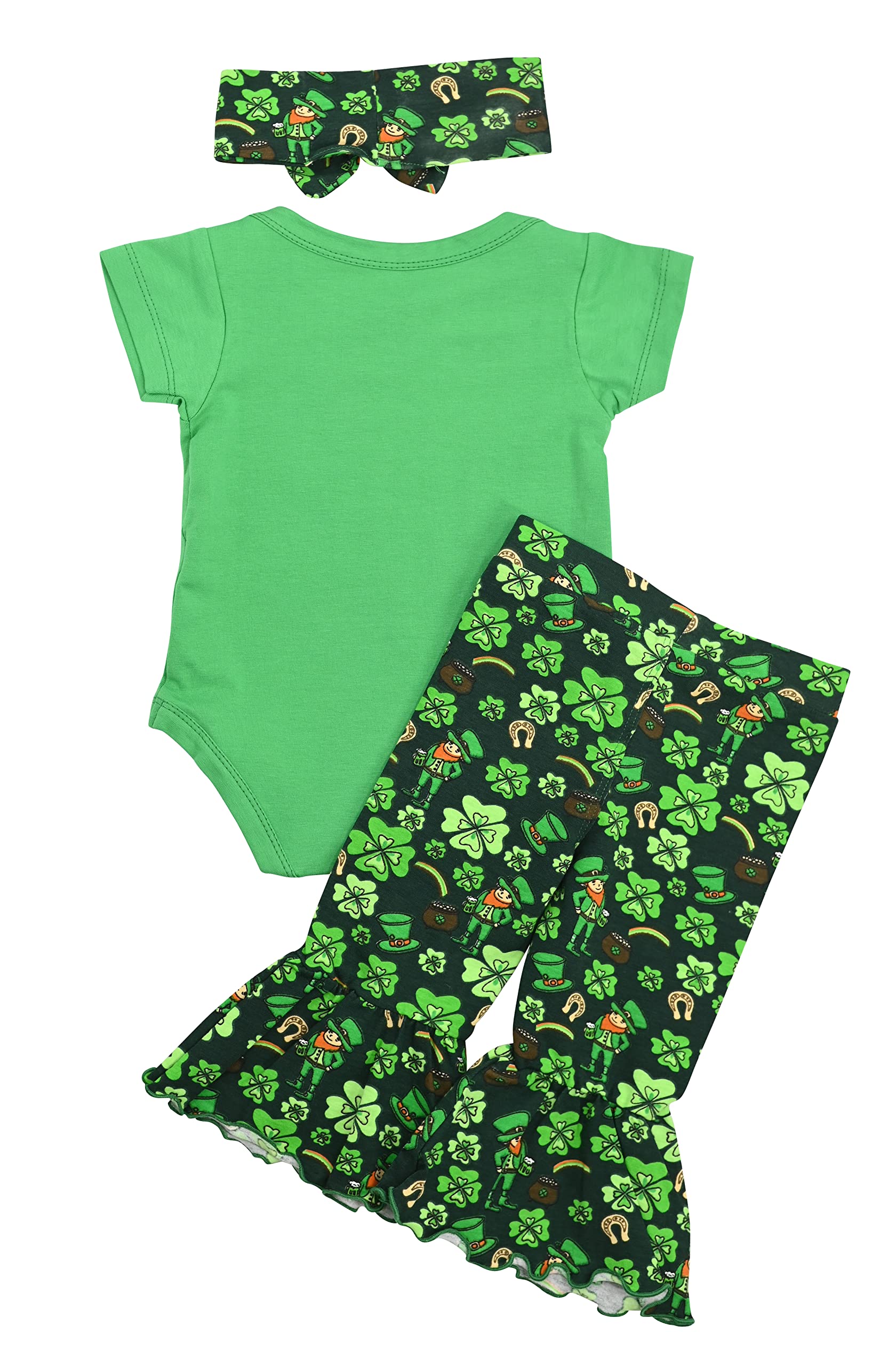 Unique Baby Girls St Patricks Cutest Clover In Town Layette Set (9M, Green)