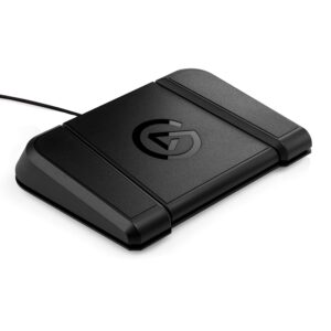 elgato stream deck pedal – hands-free studio controller, 3 macro footswitches, trigger actions in apps and software like obs, twitch, youtube and more, works with mac and pc. color: black