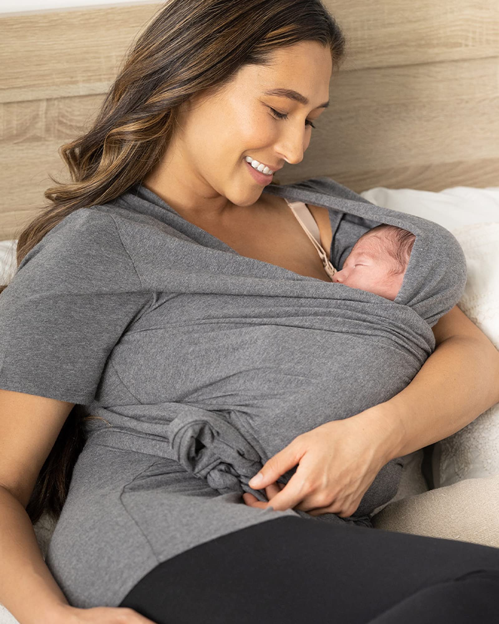 Kindred Bravely Organic Cotton Skin to Skin Wrap Top | Kangaroo Shirt for Mom and Baby (Grey Heather, Medium)