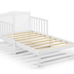 Olive & Opie Birdie Toddler Bed in White and White