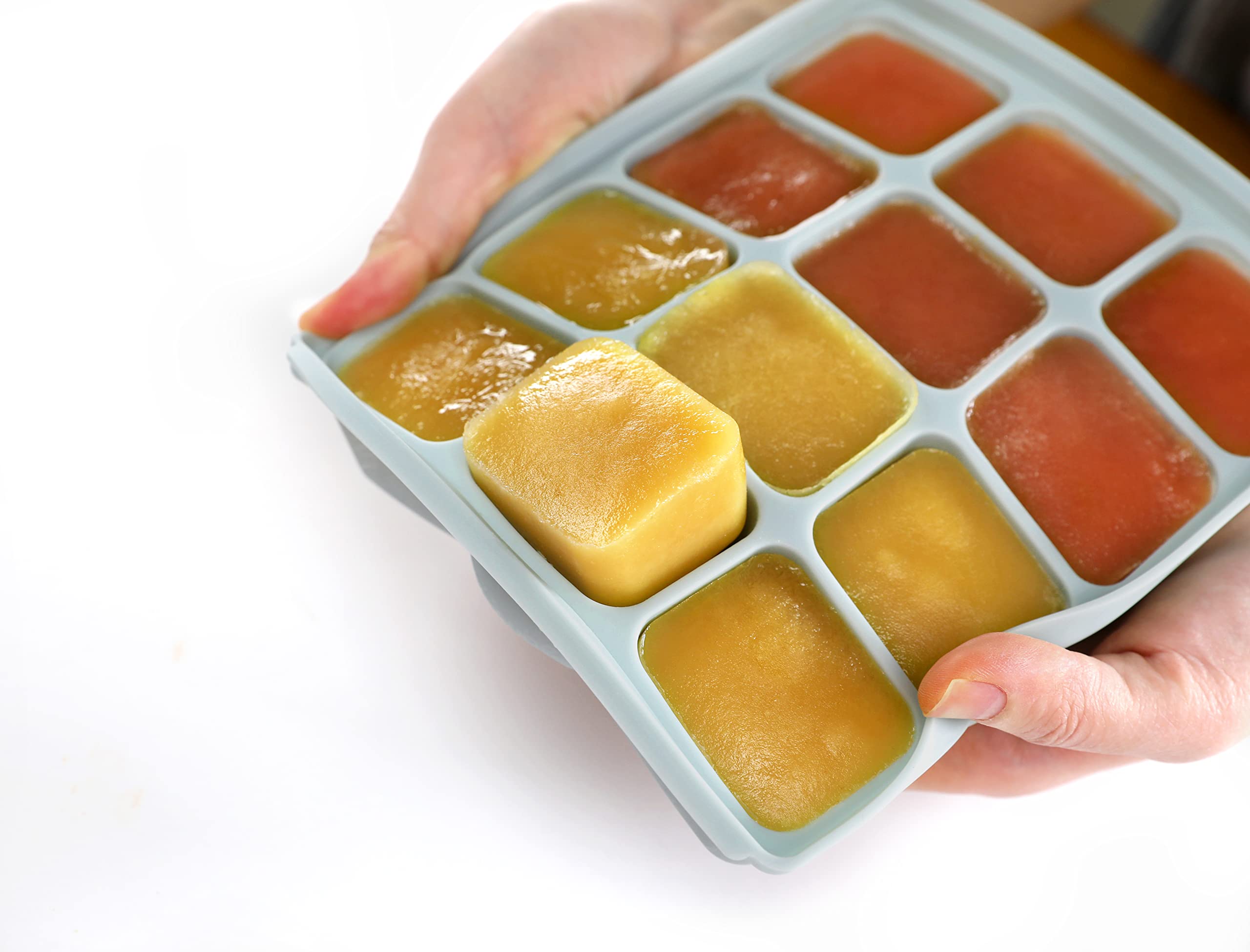 PETINUBE Silicone Freezer Tray, Baby Food Storage Cubes with Clip-On Lid, Freeze Baby Food, Soups, Purees, Ice, Easy and Safe Design, Made in Korea (20, Ocean Blue)