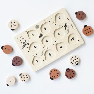 Wee Gallery Wooden Tray Puzzle Count to Ten Ladybugs - Montessori Toys for Early Learning & Fine Motor Skill Development - Sustainable Educational Toys for Kids - (10x 7 Inches)