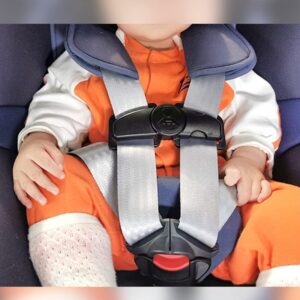 Universal Child Car Seat Chest Harness Clip Universal Safer Belt Clip Buckle Lock Stroller Chest Clip Adjustable Guard for Baby and Kids (Black)