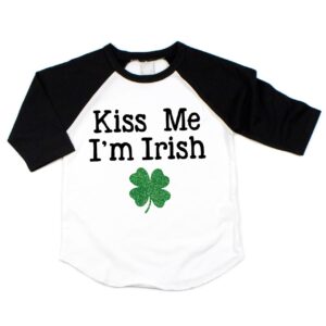 st. patrick's day outfits for girls and boys, kiss me i'm irish, kids and toddler shirt (black 24 months)