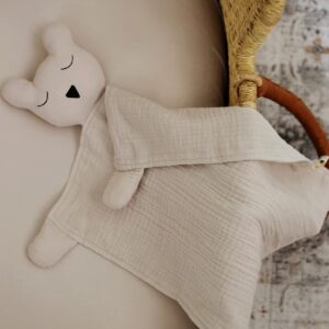 Marlowe & Co Organic Cotton Muslin Bear Lovey Blanket, Organic Cotton Muslin Bear Security Blanket (Natural Sand)