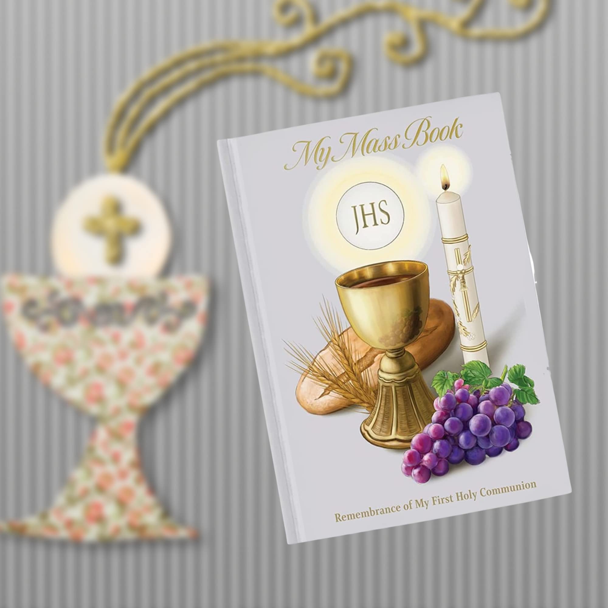 Christian Brands Light of Christ First Communion Mass Book,Remembrance Catholic Keepsake Gift for Boys or Girls,4.25x6.25 inches