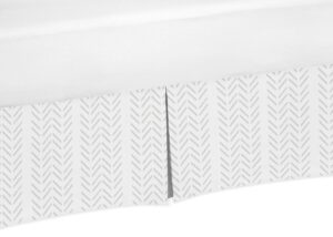 sweet jojo designs grey chevron arrow boy baby crib bed skirt nursery dust ruffle - gray and white geometric construction truck tire print