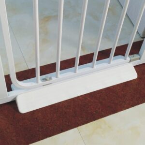 pet gate baby gate anti-kick pedal,safety protection avoid tripping over door rails