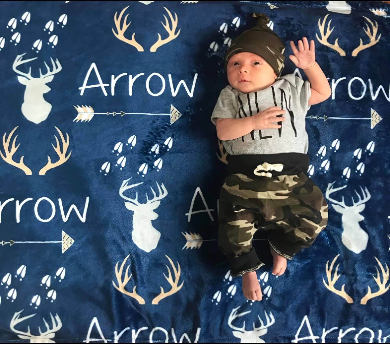 NAZENTI Custom Monogram Baby Blanket- Personalized Baby Blanket, Monogrammed Baby Blanket, Name Blanket, Deer Blanket, Antler Arrow Blanket, Woodland Blanket, Hunting Blanket (1)