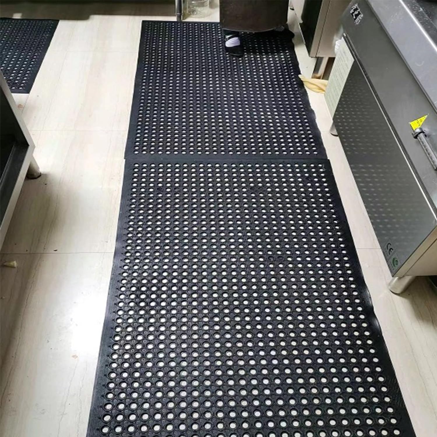 uyoyous Commercial Drainage Floor Mat with Holes 59 x 35.4 Inch Restaurant Bar Floor Mat Rubber Drainage Mat Heavy Duty Kitchen Anti-Fatigue Drainage Rubber Matting