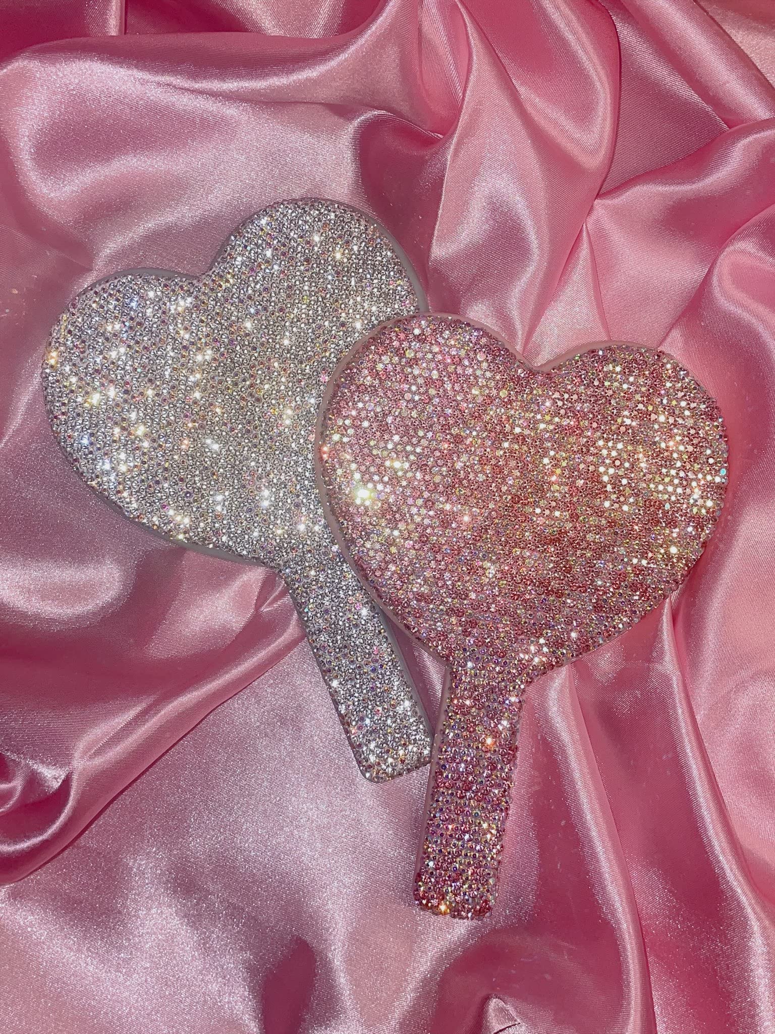 TISHAA Bling Rhinestone Adorable Heart Dazzling Handheld Mirror, Perfect for Makeup Touchup On The Go (Pink)