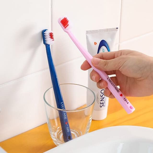 solajun 2pcs Couple Toothbrush Oral Tooth Brushes Simple Adult Soft Hair Innovative Heart-Shaped Toothbrush Lover Gift (Blue and Pink)