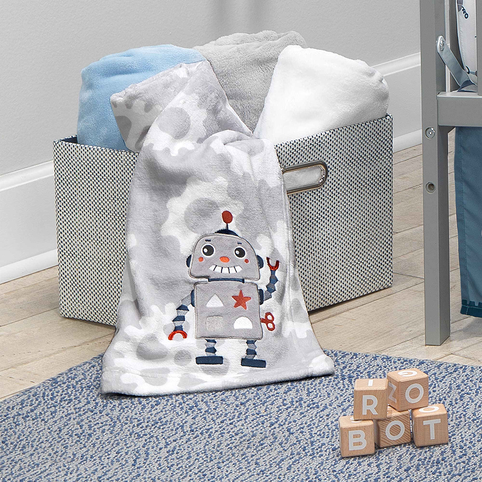 Bedtime Originals Robbie Robot Baby Blanket, Gray