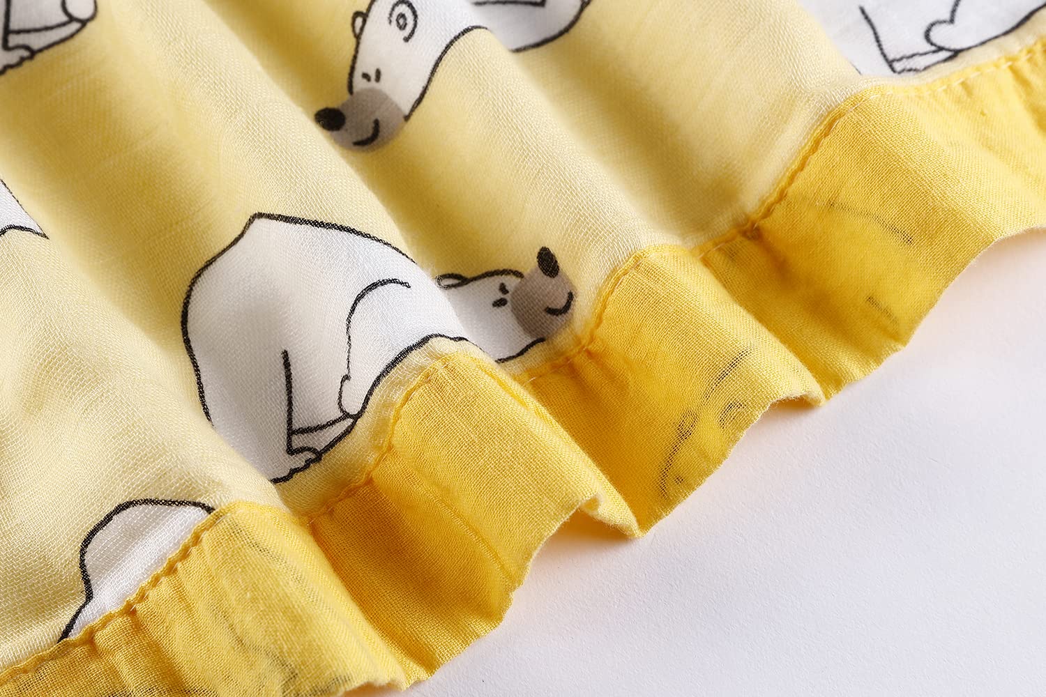 Muslin Soft Swaddle Blanket Quilt， Baby Blankets for Boy Girl Toddler Daycare, 4 Layers Swaddle Wrap, Size 43X45inchs (Bear Yellow)