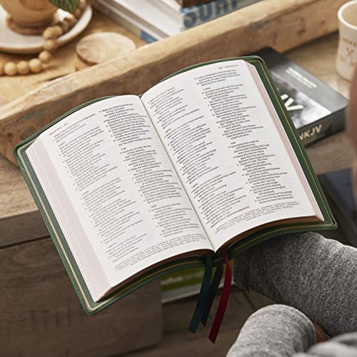 NKJV, Thinline Reference Bible, Large Print, Premium Goatskin Leather, Green, Premier Collection, Red Letter, Comfort Print: Holy Bible, New King James Version