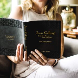 Jesus Calling Note-Taking Edition, Leathersoft, Black, with Full Scriptures: Enjoying Peace in His Presence (A 365-Day Devotional and Prayer Journal)