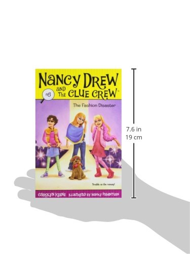 The Fashion Disaster (Nancy Drew and the Clue Crew #6)