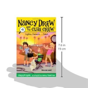 Lights, Camera . . . Cats! (Nancy Drew and the Clue Crew #8)