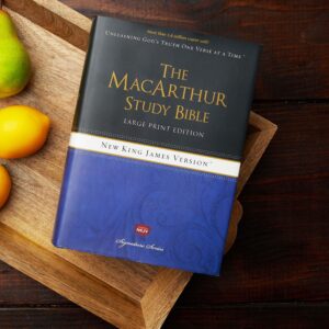 NKJV, The MacArthur Study Bible, Large Print, Hardcover: Holy Bible, New King James Version