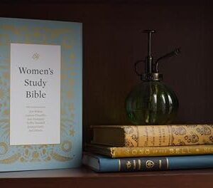 ESV Women's Study Bible (Hardcover)