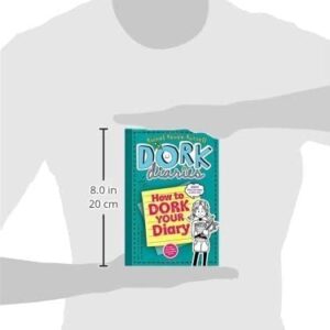 Dork Diaries 3 1/2: How to Dork Your Diary