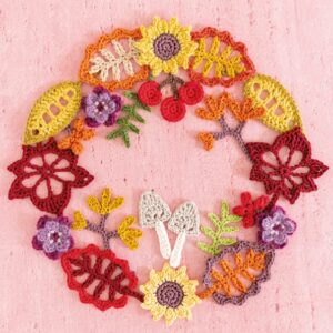 Crochet Collage Garden: 100 patterns for crochet flowers, plants and petals