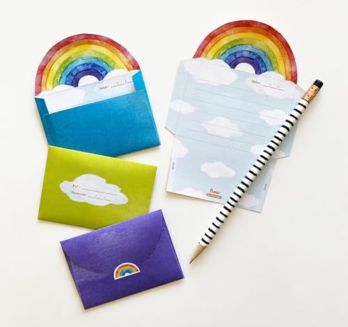 The Kids' Book of Sticker Love: Paper Projects to Make & Decorate (Flow)