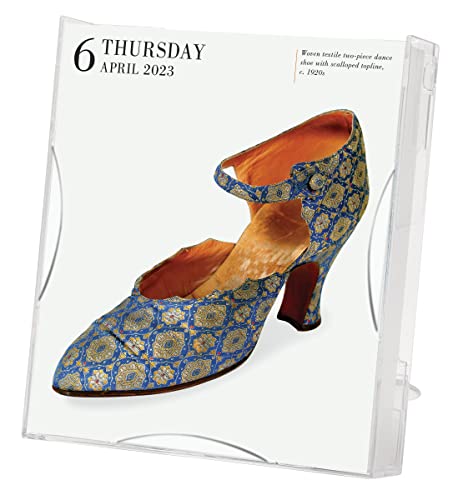 Shoes Page-A-Day Gallery Calendar 2023: Everyday a New Pair to Indulge the Shoe Lover's Obsession